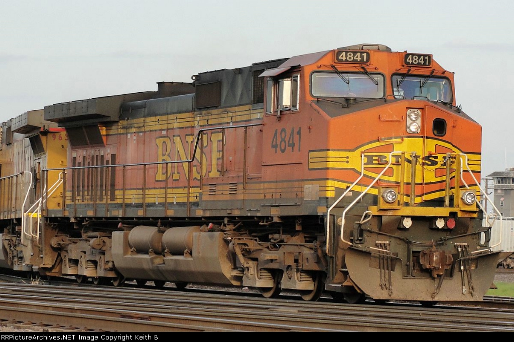 BNSF 4841